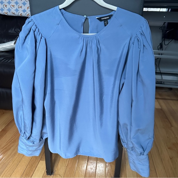 Express | Tops | Express Womens Balloon Sleeved Top | Poshmark